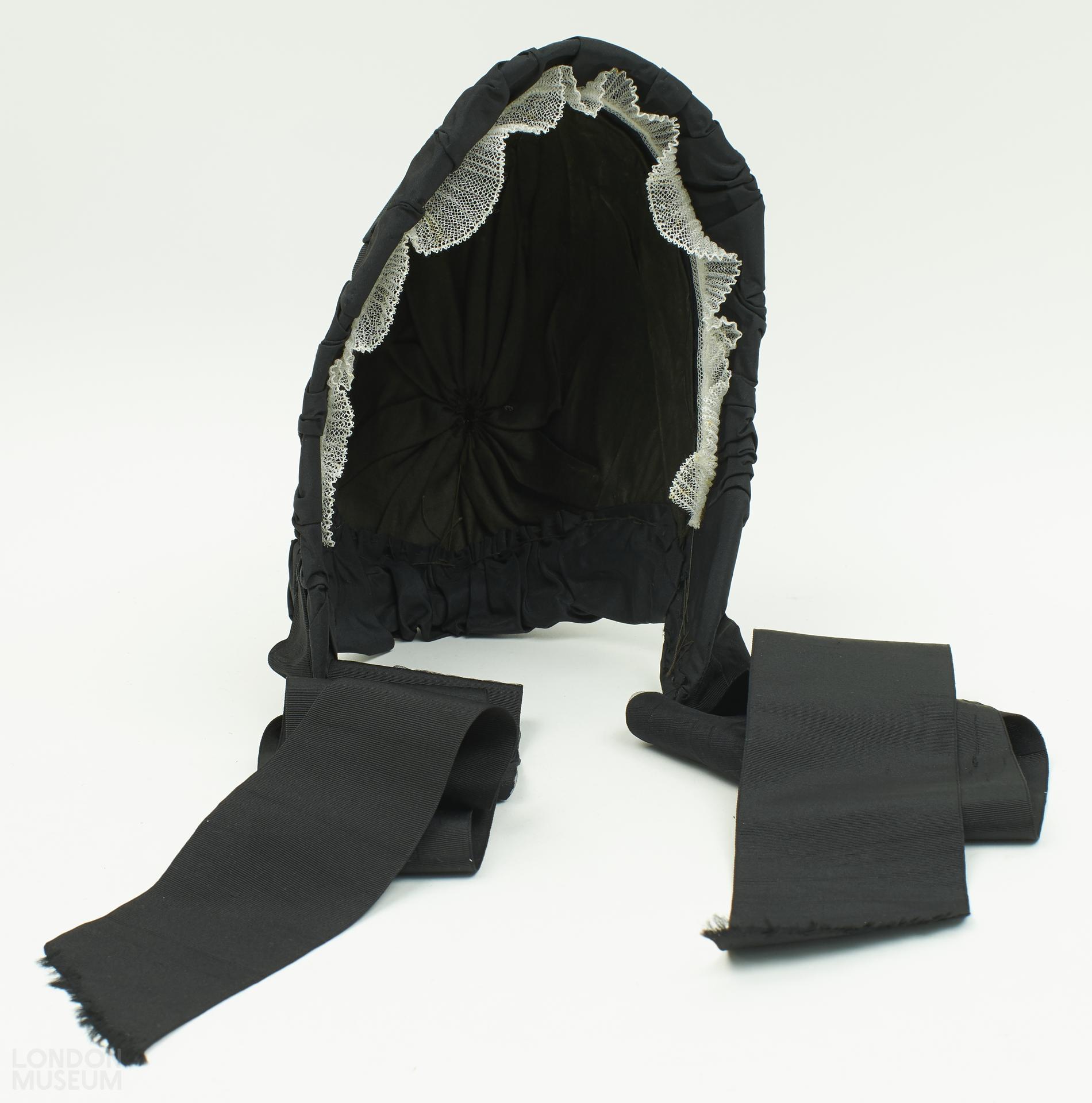 Bonnet, work uniform bonnet | London Museum