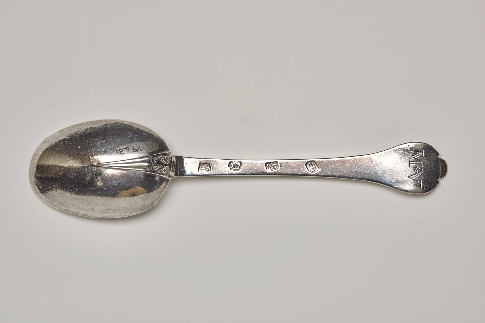 Trefid or split end spoon | London Museum