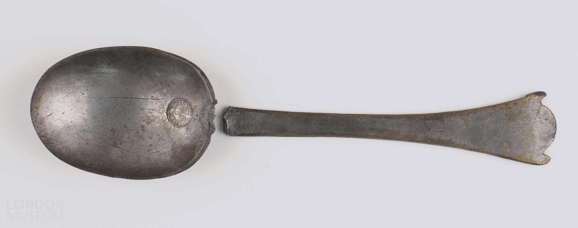 Trefid or split end spoon | London Museum