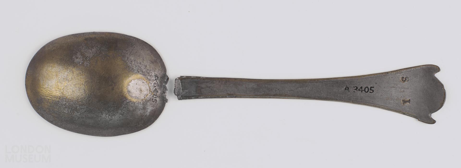 Trefid or split end spoon | London Museum