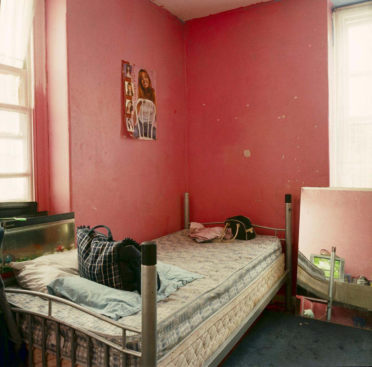 A half-empty room in Longbow House, Hoxton, during its redevelopment ...