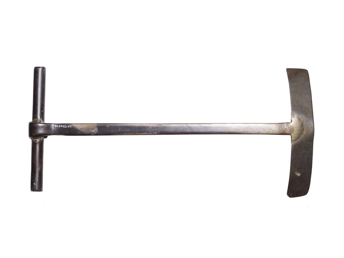 Tool, glassmaker's tool | London Museum