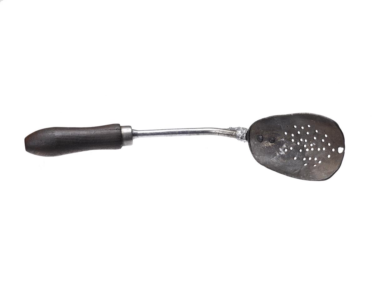 Spoon, foundry spoon | London Museum