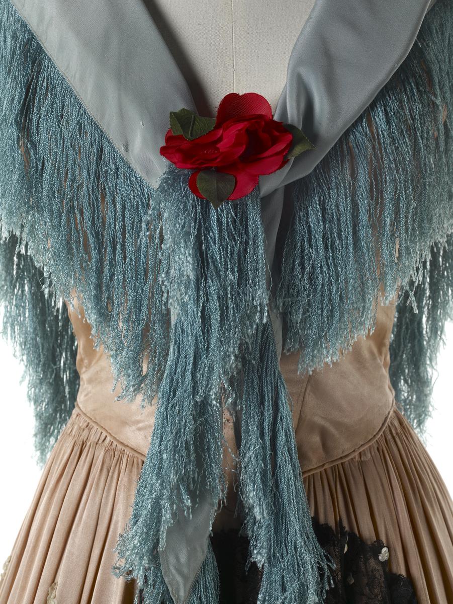 Shawl, ballet shawl (ensemble) | London Museum