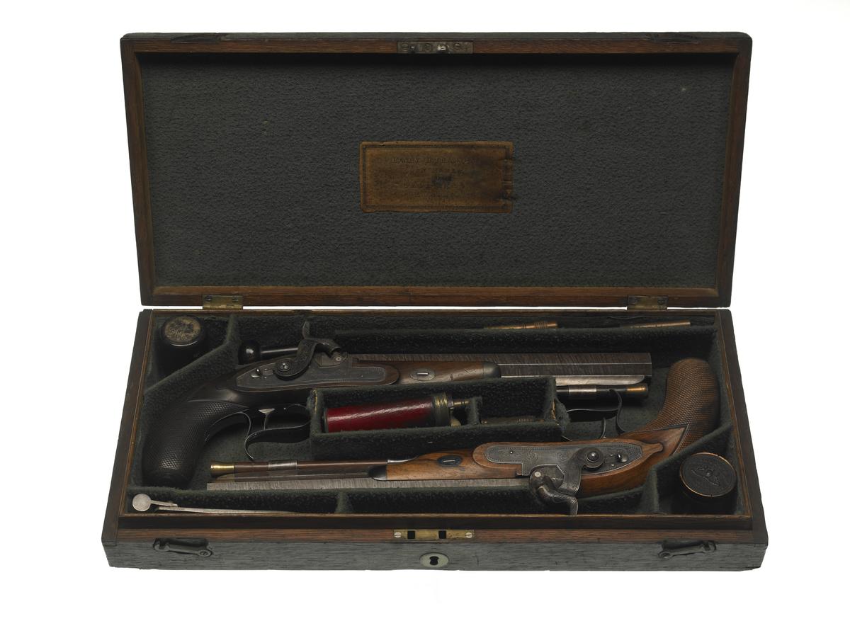 Pistol, percussion duelling pistol | London Museum