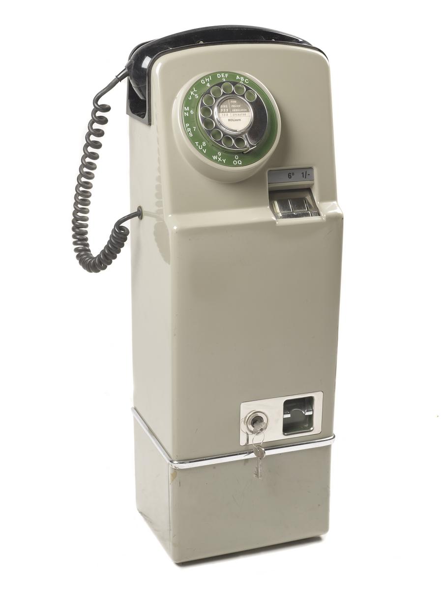 Telephone, payphone | London Museum