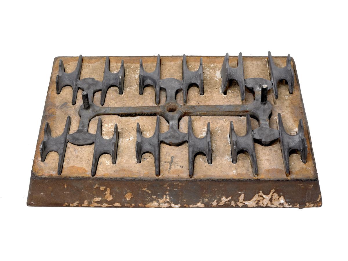 Pattern, pattern for cleats | London Museum