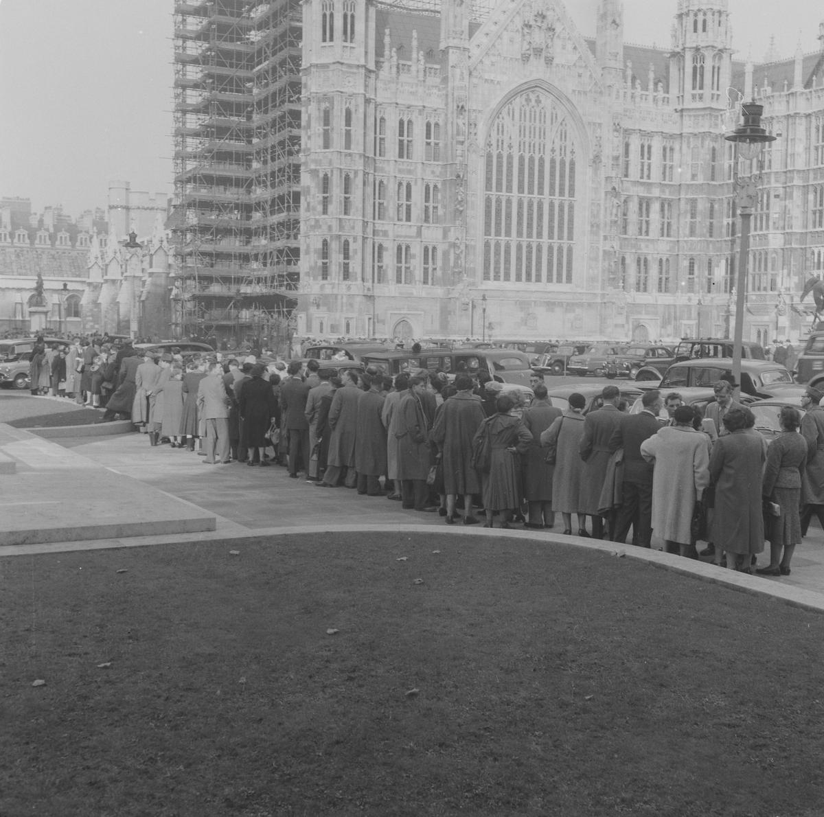 British Peace Commonwealth Lobby, 1955 | London Museum