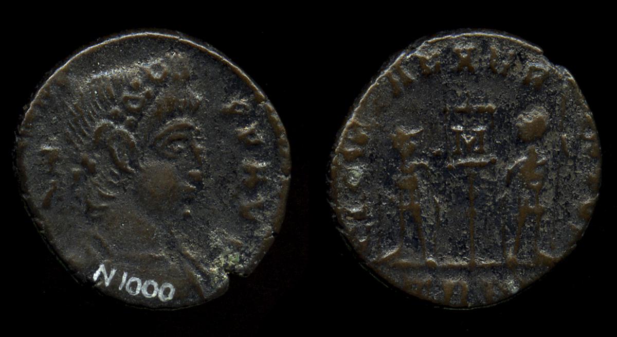 Coin, nummus AE4 | London Museum
