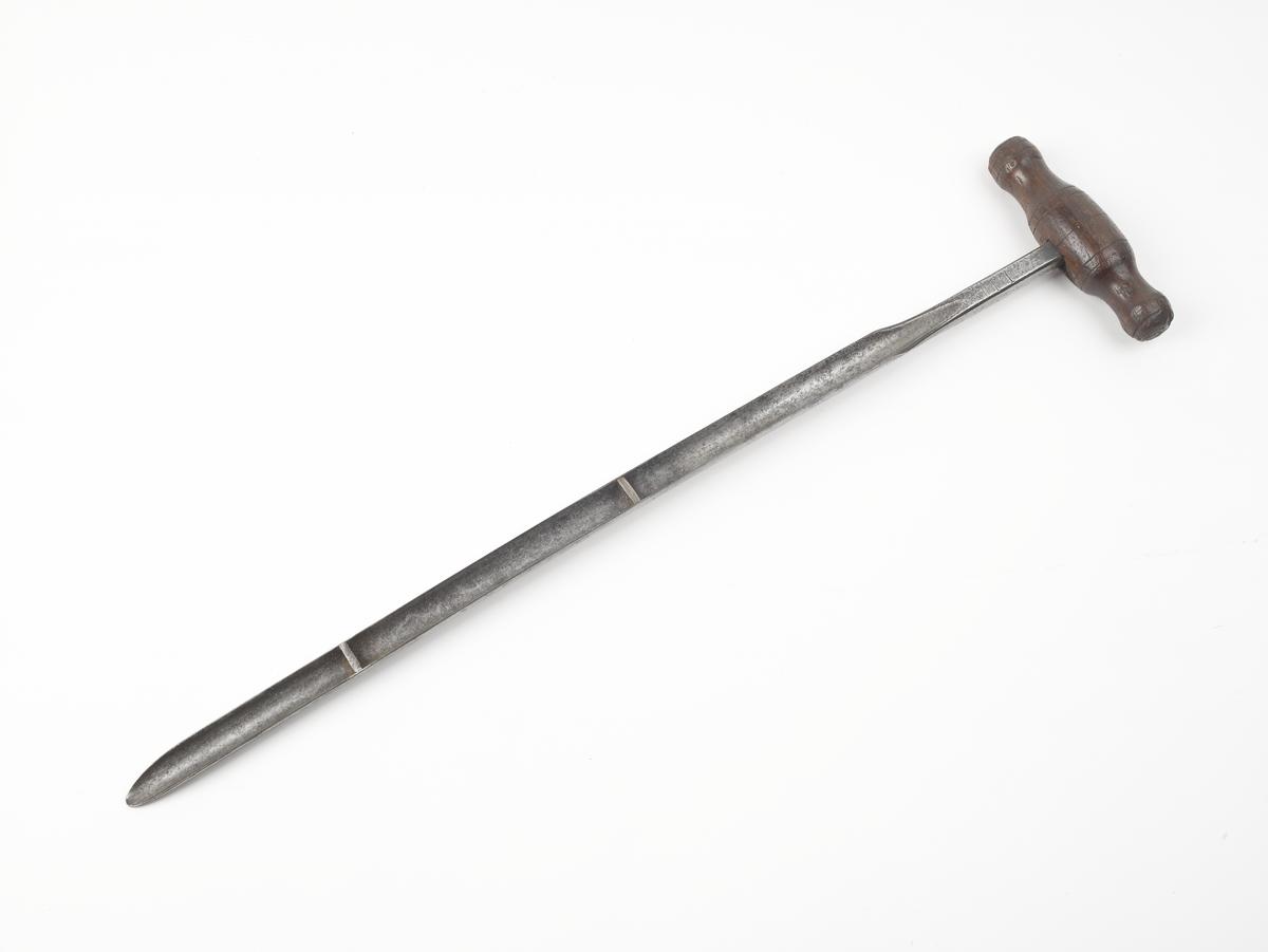 Sampling tool, sampling iron | London Museum