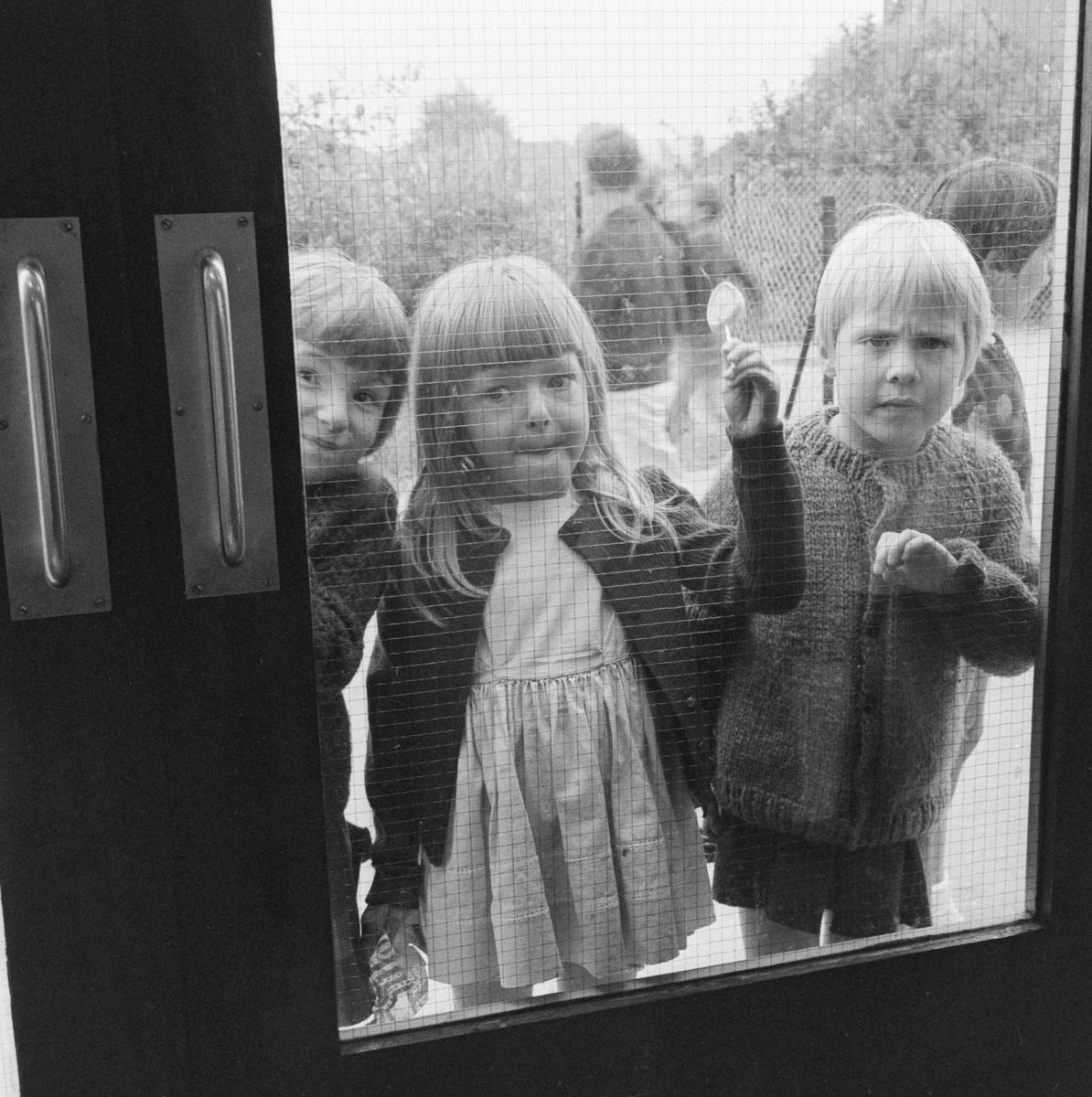 Break time at Eliot Bank Primary School | London Museum