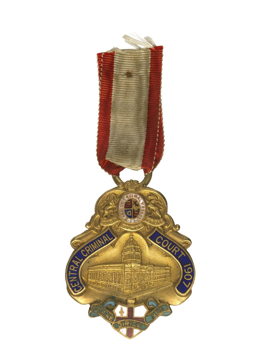 Badge, Guildhall Reception badge | London Museum