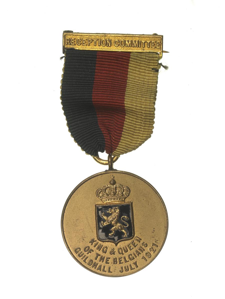 Badge, Guildhall reception badge | London Museum