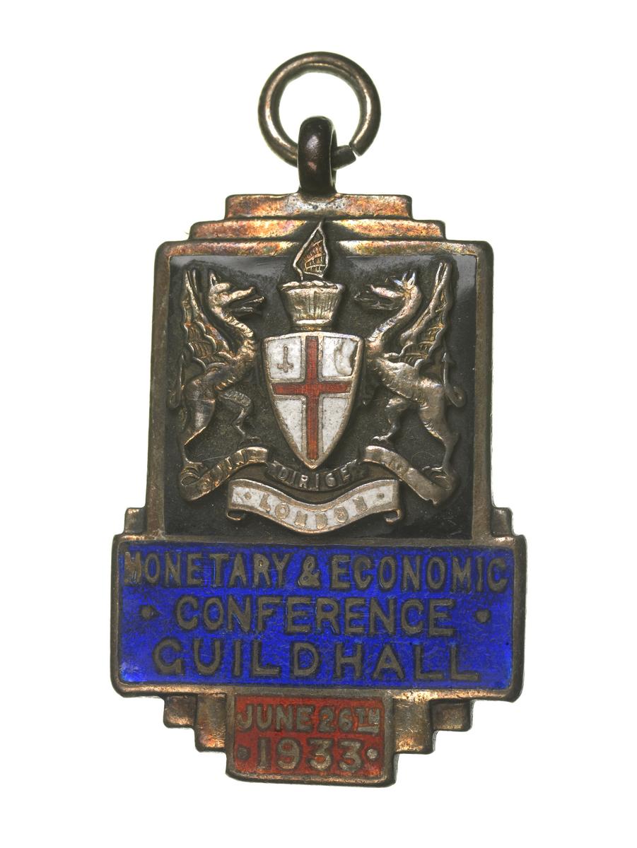 Badge, Guildhall reception badge | London Museum