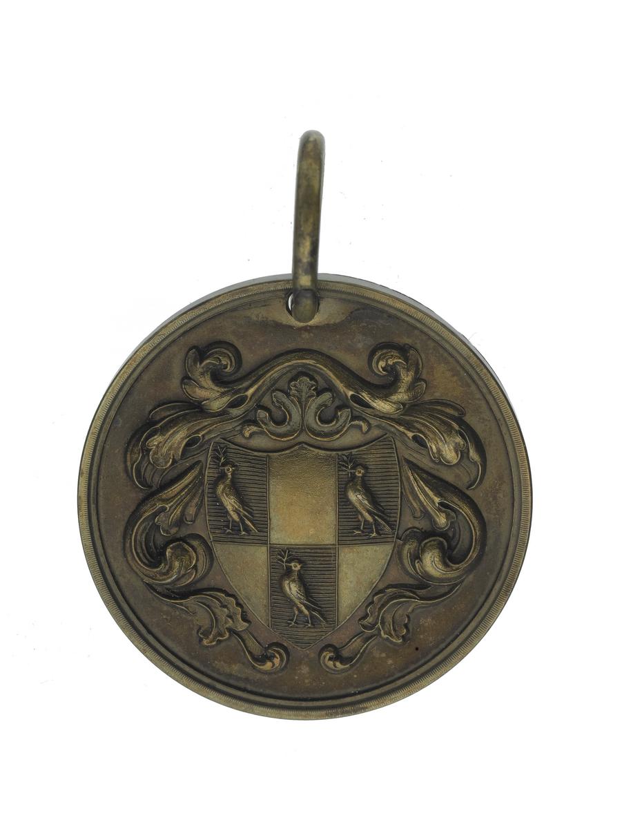 Badge, livery badge | London Museum