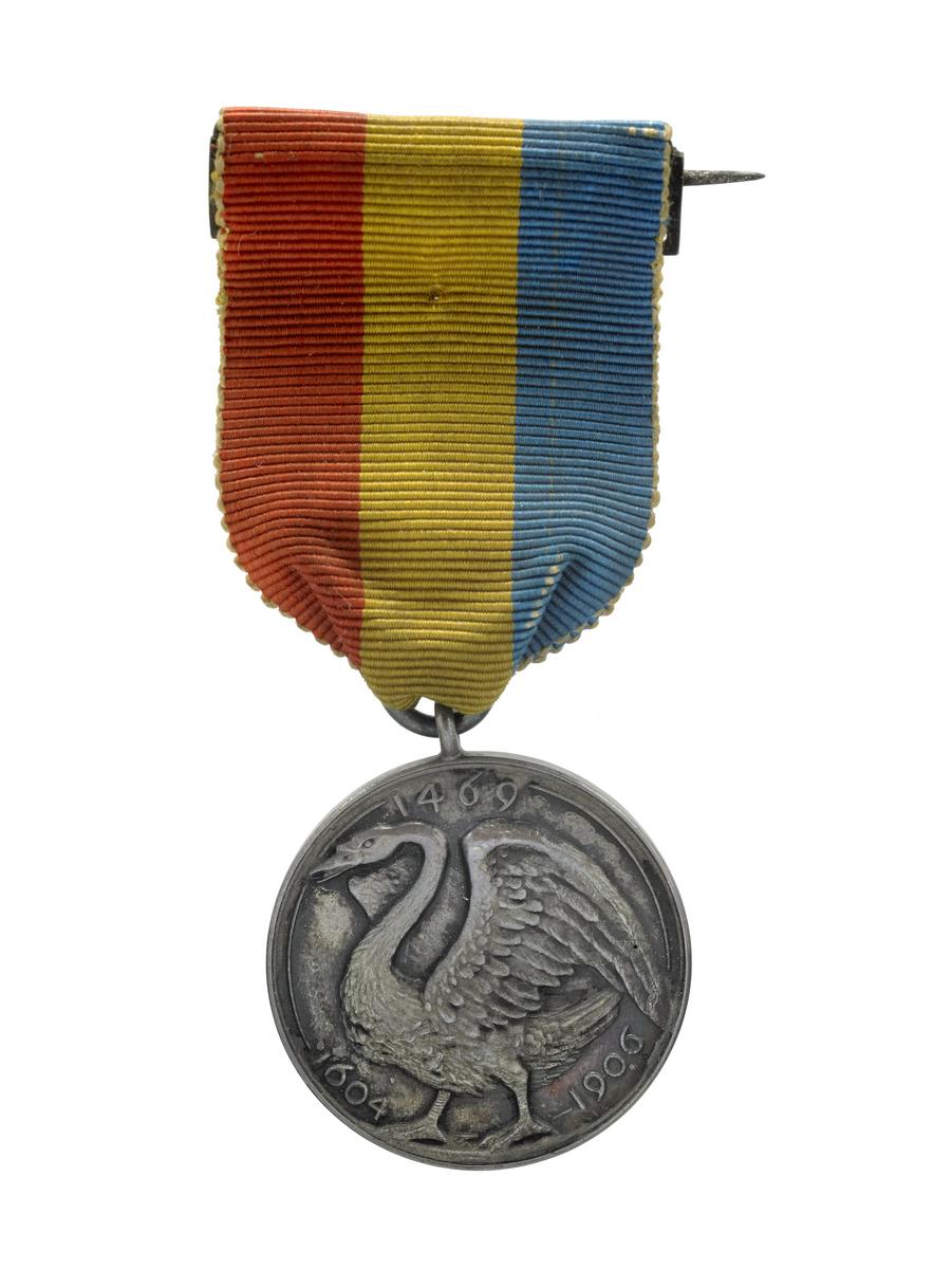 Badge, livery badge | London Museum