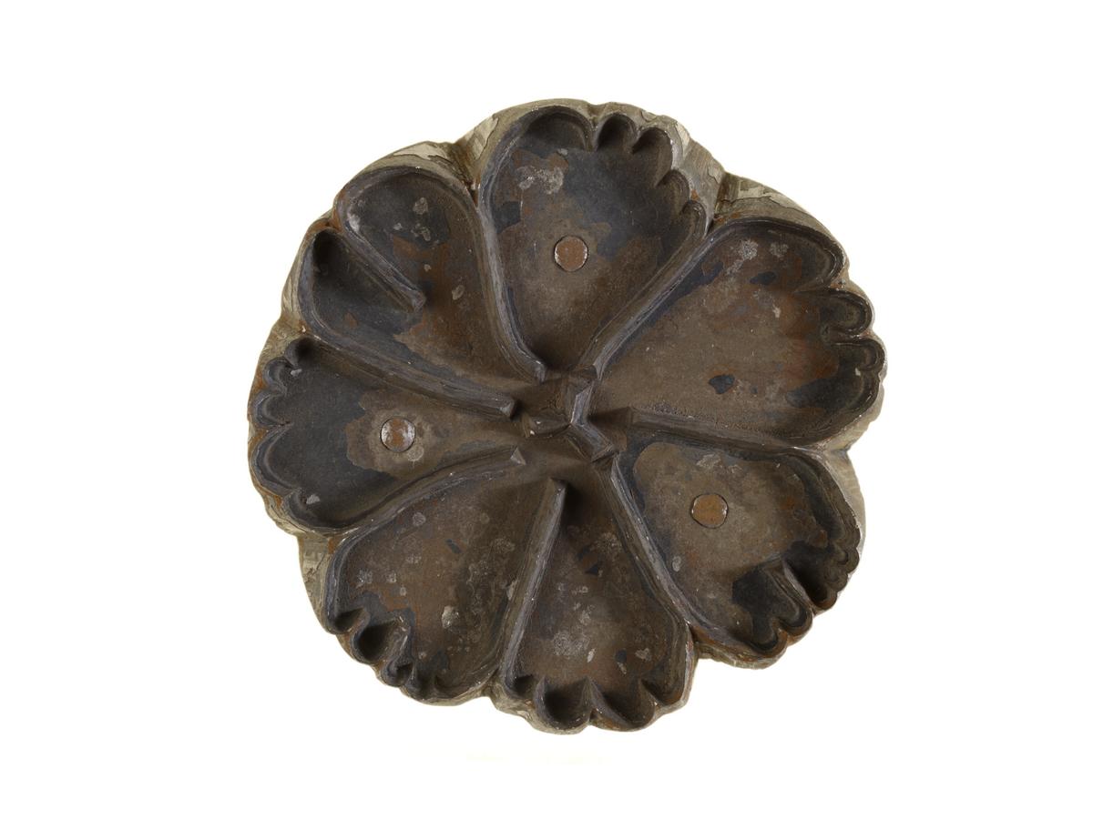 Cutter, artificial flower cutter | London Museum