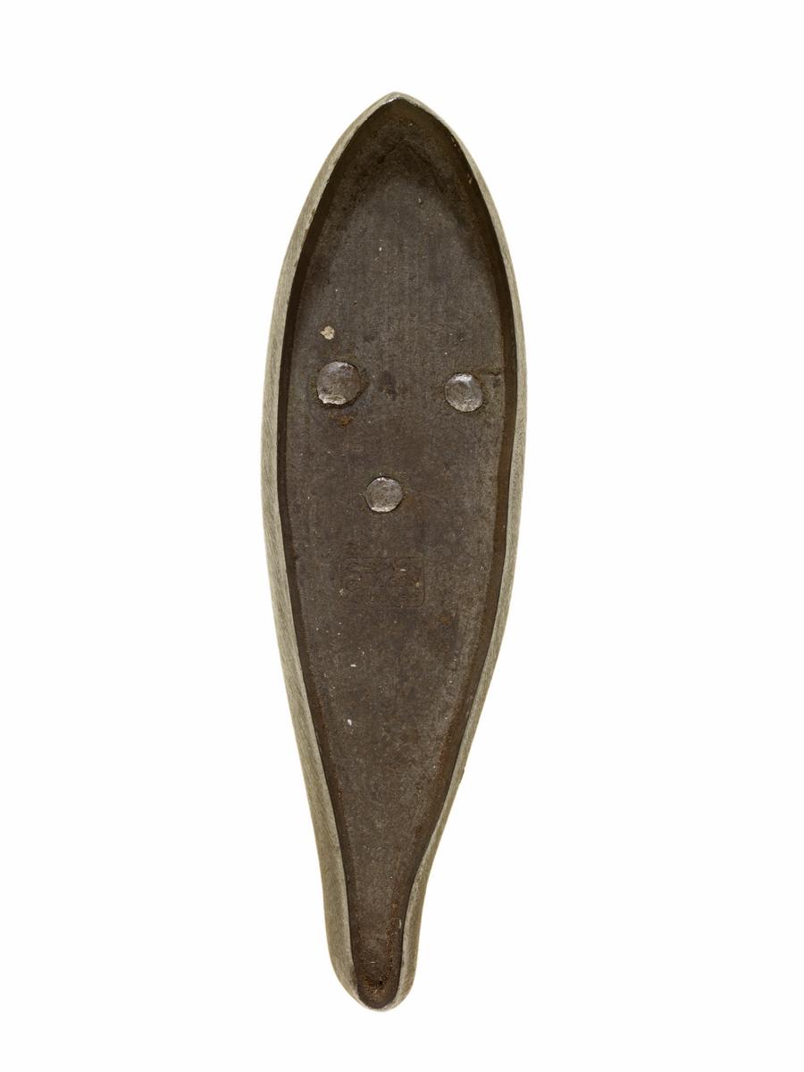 Cutter, artificial flower cutter | London Museum