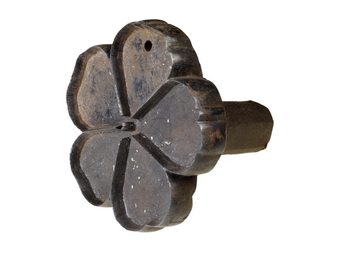 Cutter, artificial flower cutter | London Museum