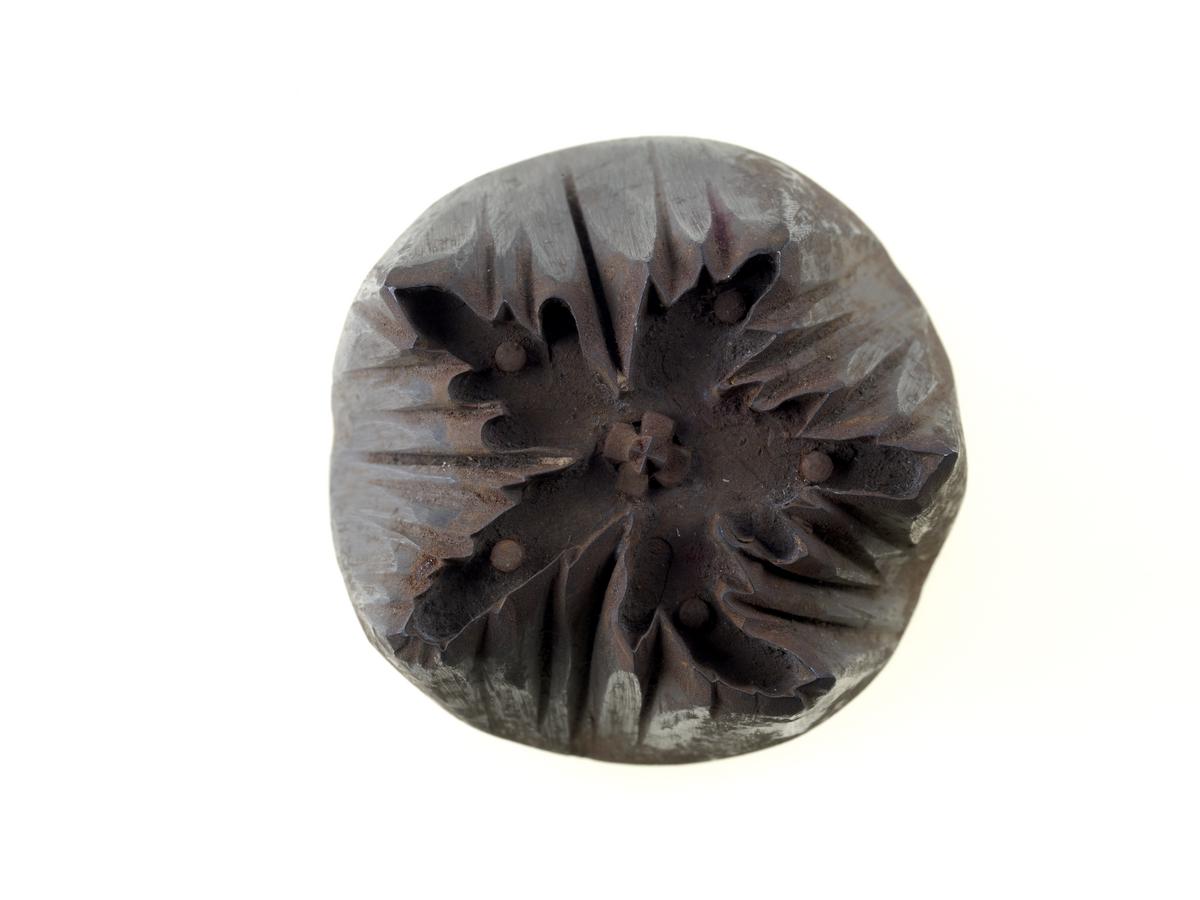 Cutter, artificial flower cutter | London Museum