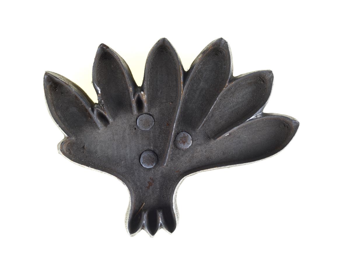 Cutter, artificial flower cutter | London Museum