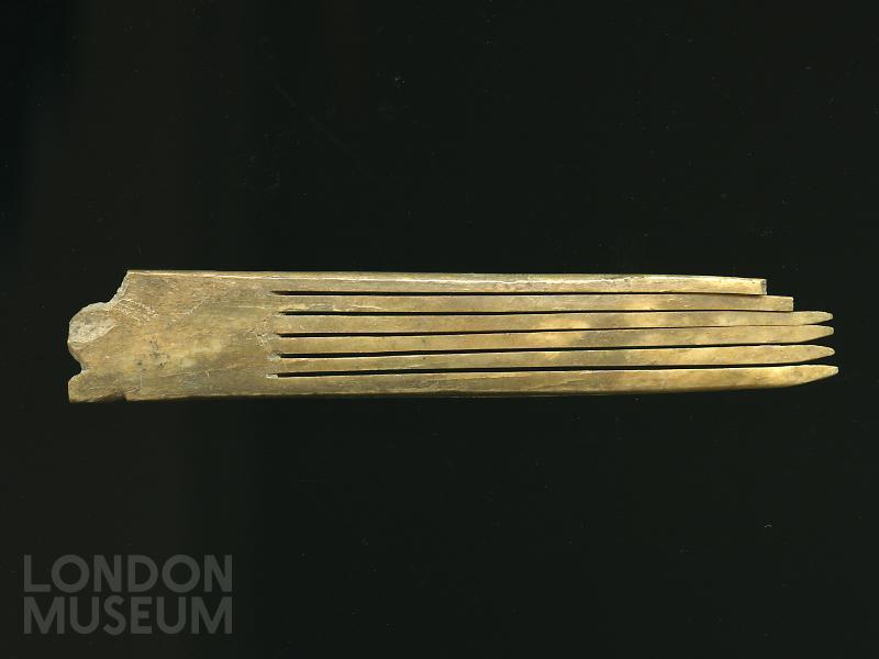 Weaving comb | London Museum