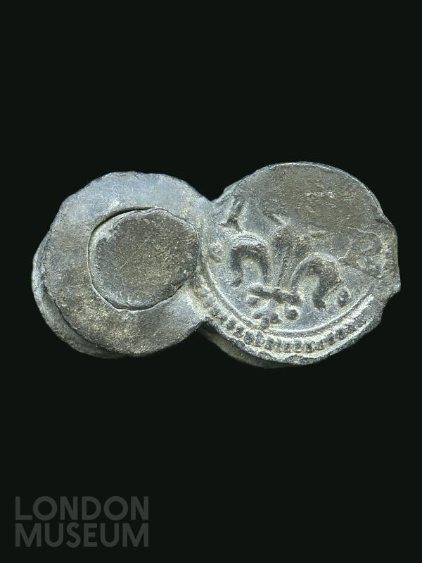 Cloth seal, four-part cloth seal | London Museum