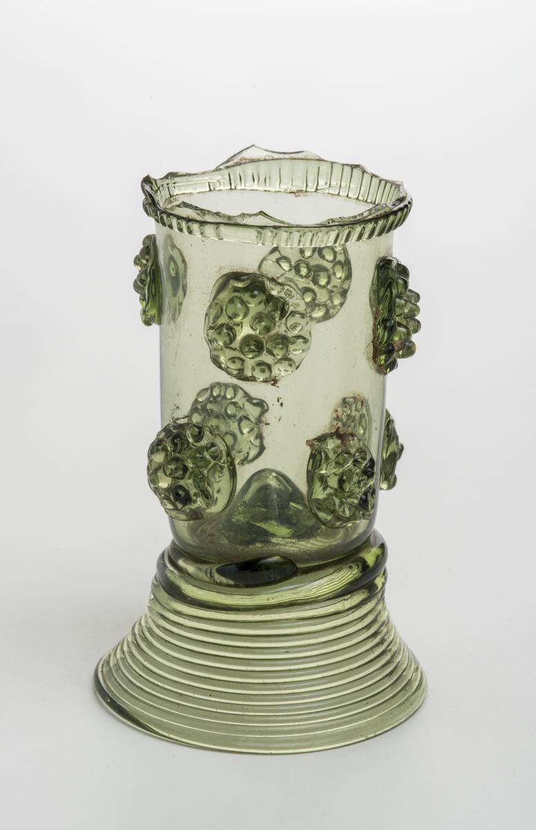 Drinking glass, roemer | London Museum