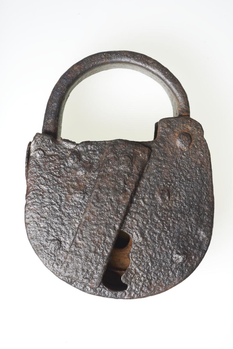 Padlock, iron barge padlock | London Museum