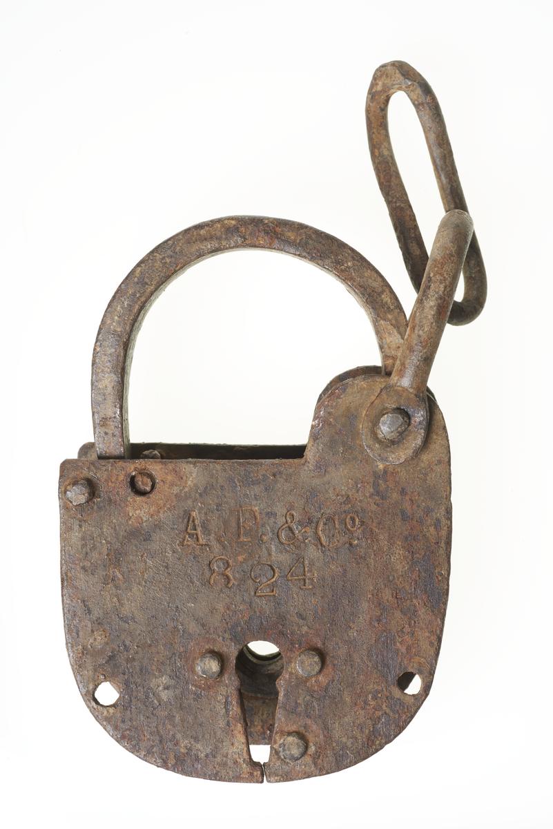 Padlock, iron barge padlock | London Museum