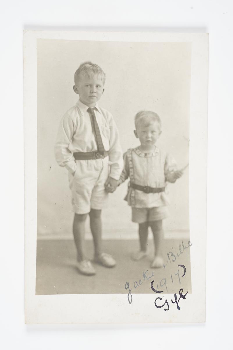 Postcard, photographic postcard | London Museum