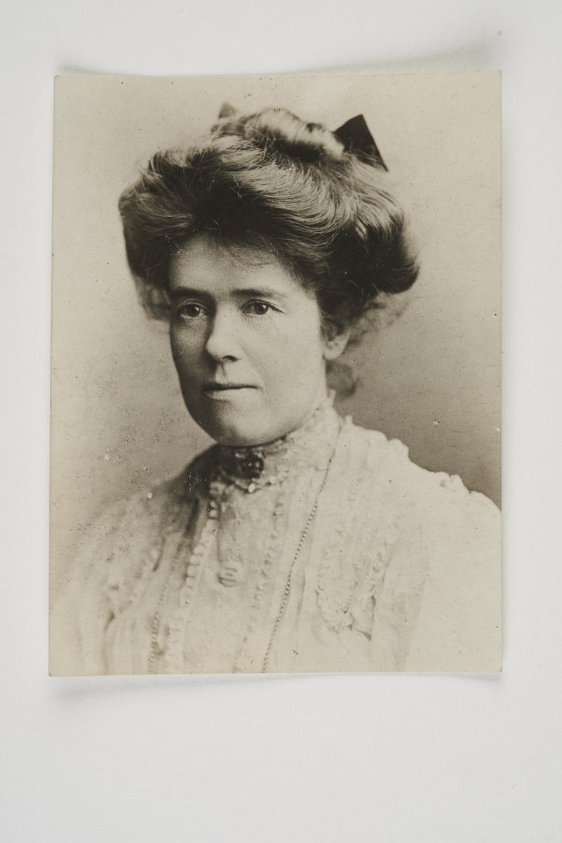 The Suffragette Rachel Barrett | London Museum