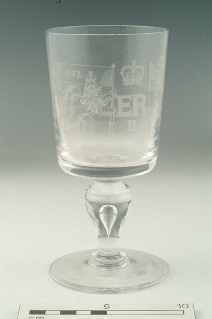 Drinking glass, goblet | London Museum
