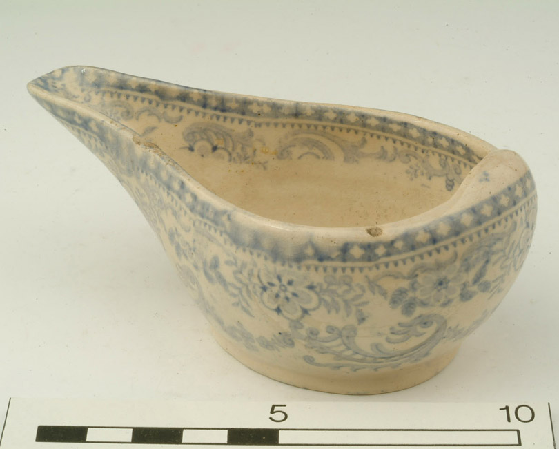 Bowl, pap boat | London Museum