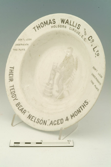Plate, advertising plate | London Museum