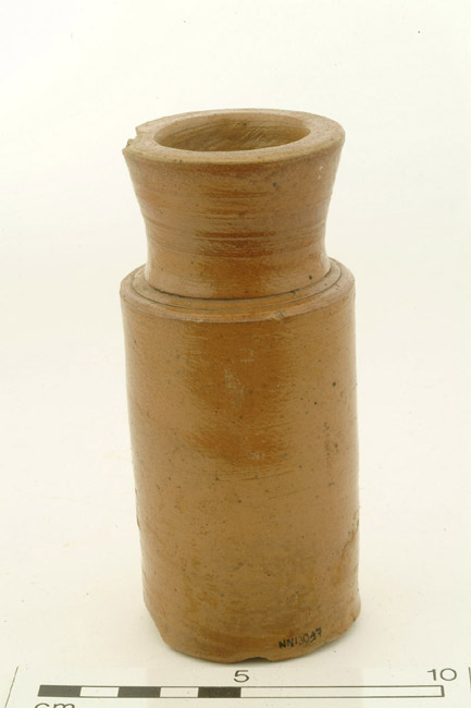 Bottle, blacking bottle | London Museum
