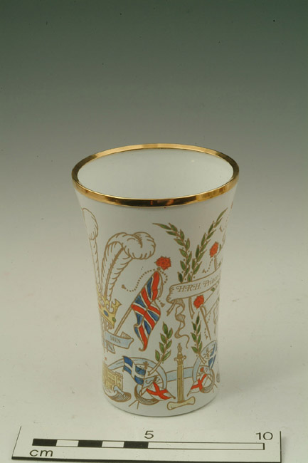 Beaker, commemorative beaker | London Museum