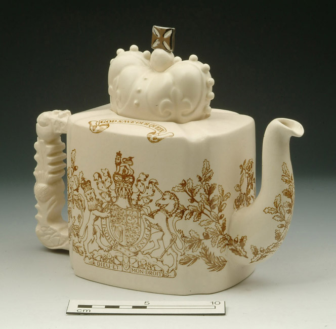 Teapot, commemorative teapot | London Museum