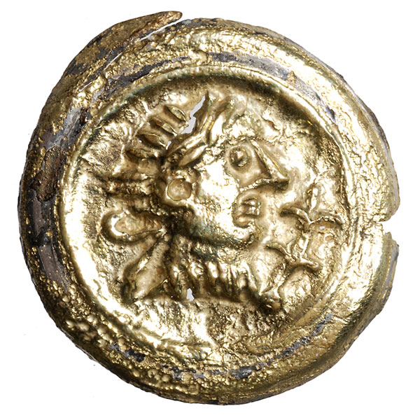 Stud, embossed portrait stud | London Museum