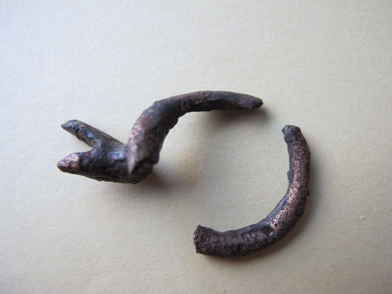 Dress fastener, button-and-loop fastener | London Museum