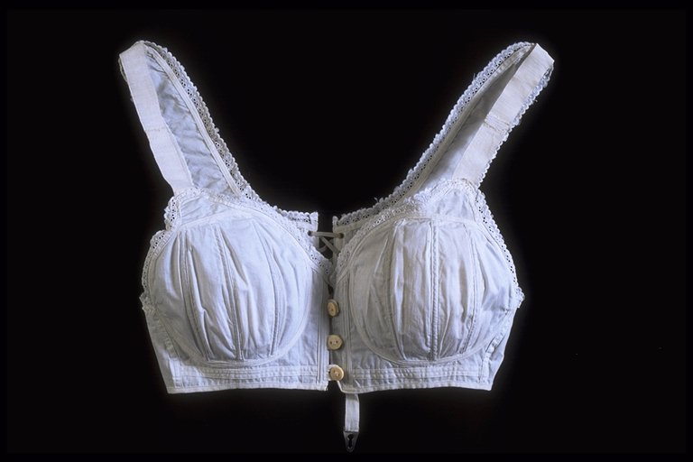 Brassiere, bust bodice | London Museum